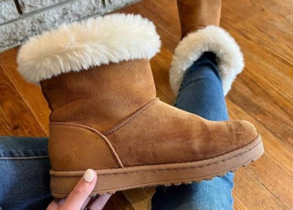 Kohl's | Women's Faux-Fur Winter Boots Only $11.89, Reg. $34.99